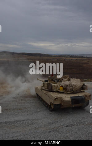 M1 Abrams tanks from the California Army National Guard's 185th Armor ...