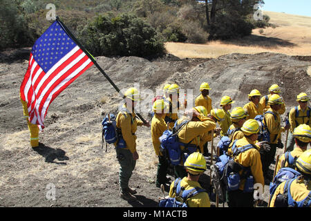 Crew 10 of Task Force Charlie, California Army National Guard conducted ...