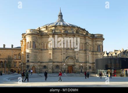 Bristo Square and the McEwan Hall, designed by Sir Robert Rowand ...