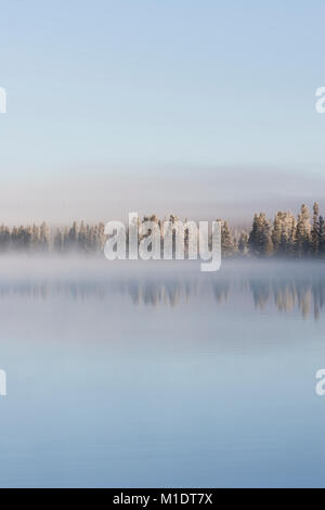 Lewis lake near Yellowstone National park Stock Photo - Alamy