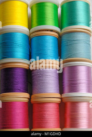 Coloured Cotton Reel Display Haberdashery Shop Stock Photo - Alamy