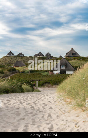 Holiday homes on the dunes of southern Sylt, island of the rich and ...
