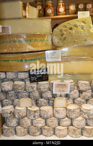 Commercial centre of Les Menuires Stock Photo - Alamy