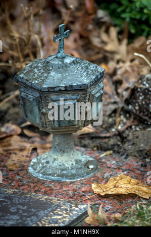 Prospect Cemetery in Toronto Stock Photo - Alamy