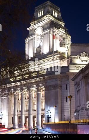 Four season hotel, London, Tower bridge Stock Photo - Alamy