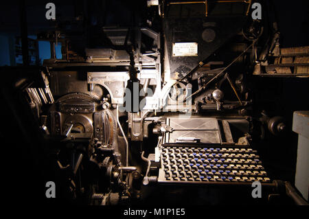 All black keyboard keys, full keyboard layout, Isolated on white Stock ...