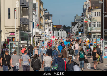 Very busy Friedrichstrasse, main shopping street of Westerland, island ...
