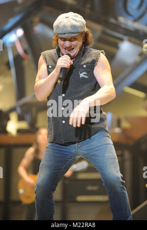 SUNRISE, FL - DECEMBER 20: Brian Johnson of AC/DC perform at the Bank ...