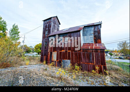 a very old headframe in cobalt ontario Stock Photo - Alamy