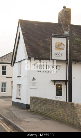 The Boot Pub, Histon, Cambridgeshire , UK Stock Photo - Alamy