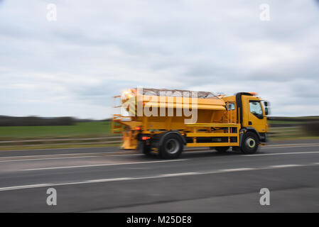 A486 synod inn West Wales UK. 5th February, 2018. Weather. Gritters are ...