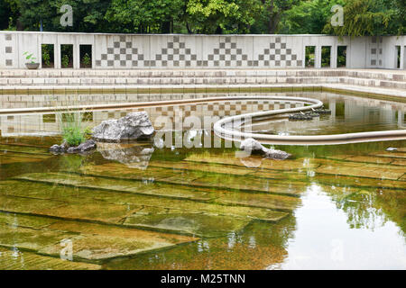 Shirotori traditional Japanese garden in Nagoya Stock Photo - Alamy