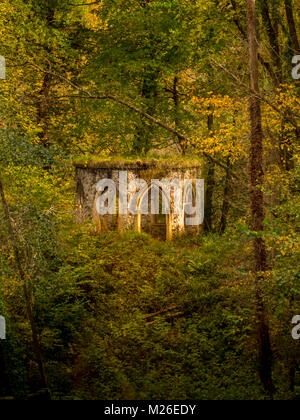 Folly in Hackfall woods Stock Photo - Alamy