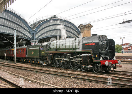 Steam locomotive number 70013 Oliver Cromwell at Mytholmes on the ...