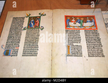 Medieval printing press Stock Photo - Alamy