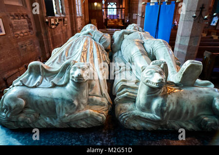 The marble tomb of Sir Thomas Wilbraham and his wife Elizabeth in St ...