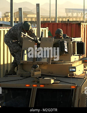 From left to right: Gunner Spc. Edward Tovatt, Assistant Gunner Pfc ...