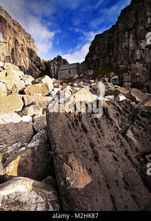 Native structure west coast native Stock Photo - Alamy