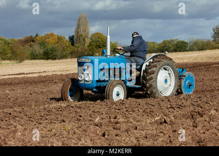 Fordson Dexter Tractor Stock Photo - Alamy