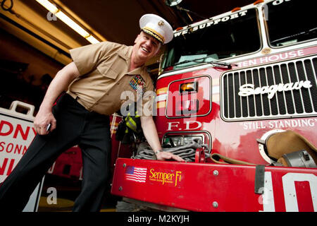 Lt. Gen. Richard F. Natonski, commander of Marine Corps Forces Command ...
