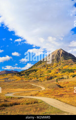 Gothic Mountain, Washington Gulch Road, Crested Butte, Colorado, USA ...