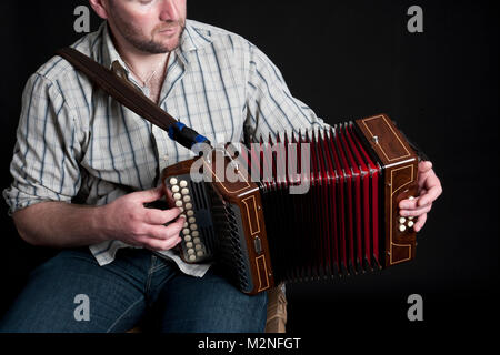 Derek Hickey Irish traditional musician and accordion player live on ...