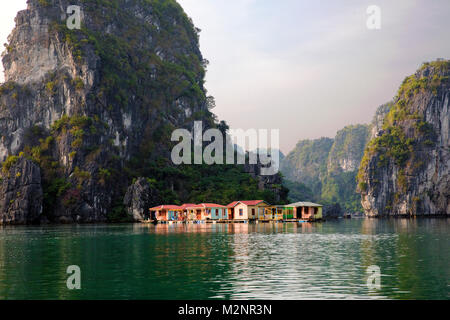Floating houses, Vung Vieng fishing village, Ha Long Bay, Bai Tu Long ...