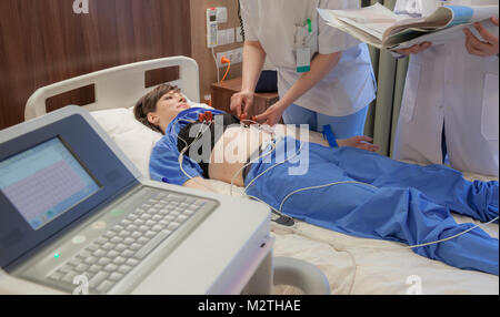 Cardiograph Sensors Hospital Patient Stock Photo - Alamy