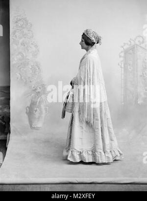 Old vintage 1900s studio photograph of father , Mota Devaliya , Babra ...