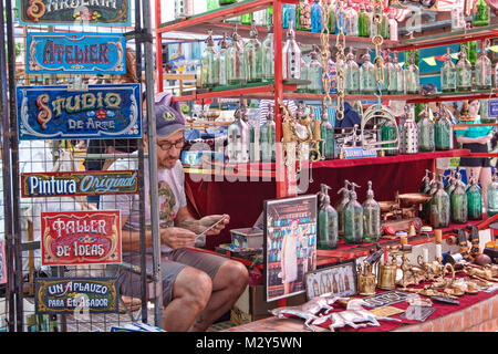The flea market of San Telmo in Buenos Aires Stock Photo - Alamy
