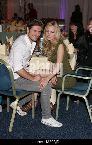 Joern Schloenvoigt & Freundin Syra Feiser, ARD Show Die Besten im ...