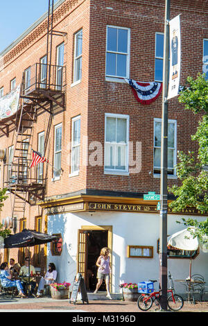 Thames Street, in Fells Point, Baltimore, Maryland Stock Photo - Alamy