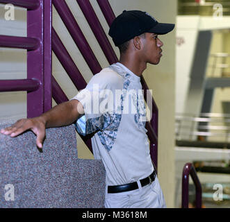 SAN ANTONIO, Texas - Recruiting Station San Antonio's commanding ...