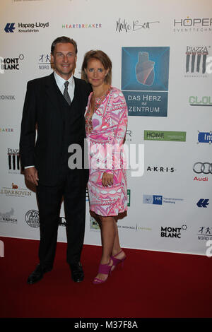 Jan Peter Goedhart, Jonica Jahr-Goedhart at the charity gala "Das Herz ...