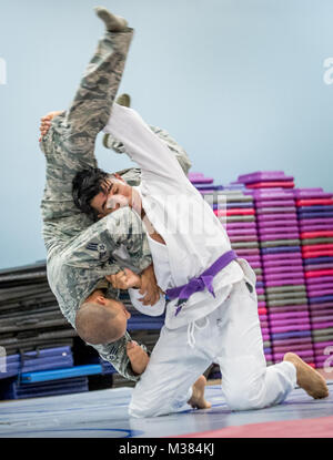Tech Sgt. Jessie Sosa, a Special Air Missions Crew Chief with the 89th ...