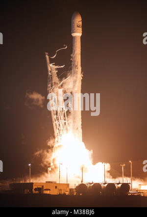 The Iridium-1 satellite mission successfully launched from Kennedy ...