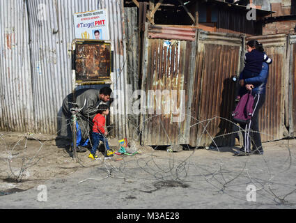 Srinagar, India. 09th Feb, 2018. Clashes erupted in Downtown area of ...