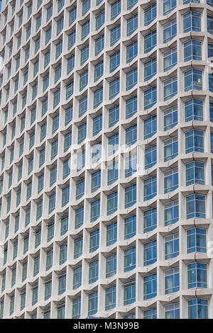 Centrepoint, Tottenham court road Stock Photo - Alamy