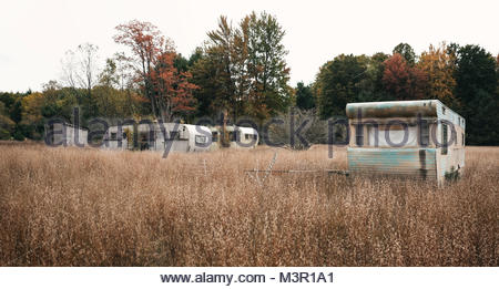 Abandoned trailer in the woods, in the rural Shenandoah Valley Stock ...