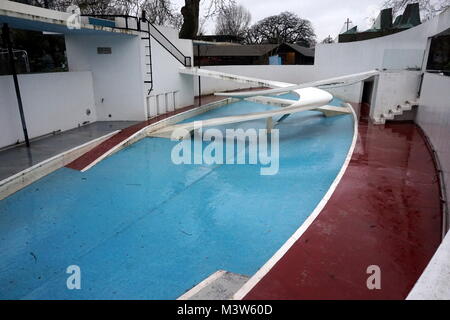 London Zoo Grade 1 listed Penguin Pool designed by architecture ...
