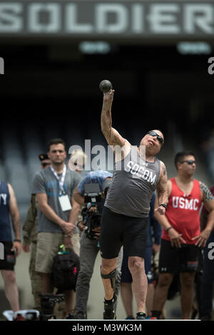 Master Sgt. Israel “DT” Del Toro of Team Special Operations Command ...