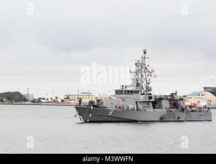 JACKSONVILLE, Fla. (Nov. 10, 2017) Cyclone-class coastal patrol ship ...