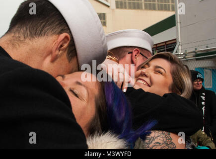 SASEBO, Japan (Jan. 14, 2018) Amphibious assault ship USS Wasp (LHD 1 ...