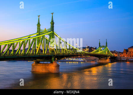 Beautiful night view of The Liberty Bridge in Budapest, Hungary Stock ...