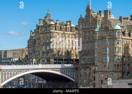 The North Bridge and historic buildings in Edinburgh Stock Photo - Alamy