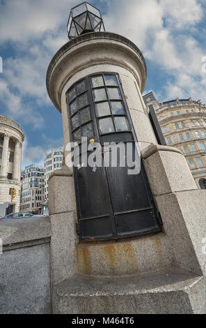 Smallest police station in Britain. Located in Trafalgar square. Built ...