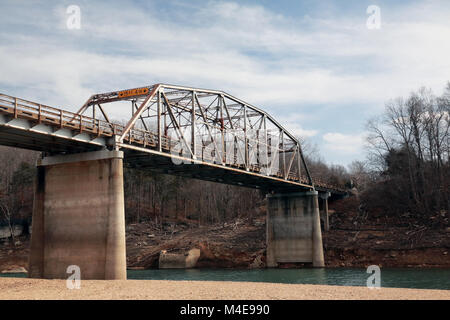 Steel bridge over the Missouri River in Decatur, Nebraska Stock Photo ...