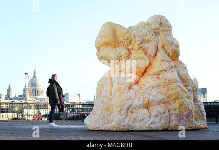 Gigantic lump of real fat measuring 12ft high appears in London to ...