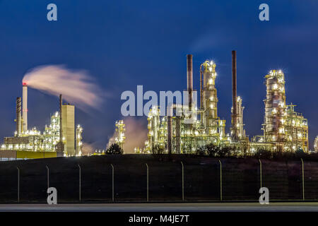 Leuna Works chemical plant, Leuna, Saxony-Anhalt, Germany, Europe Stock ...