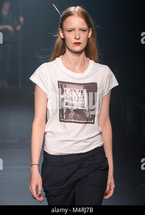 New York, NY - February 12, 2019: Model prepares backstage for ...